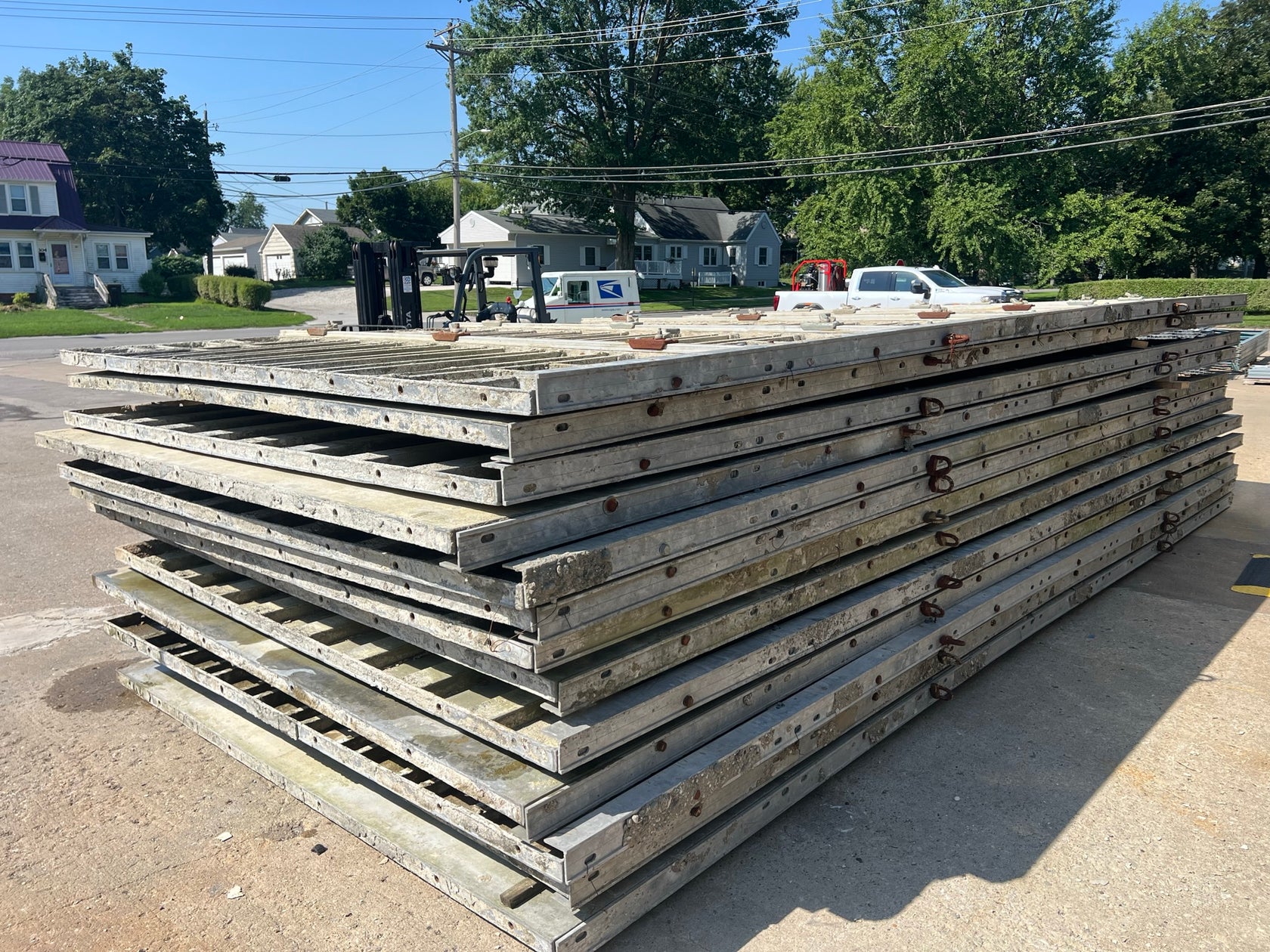 Aluminum Gang Forms – BIC Auctions