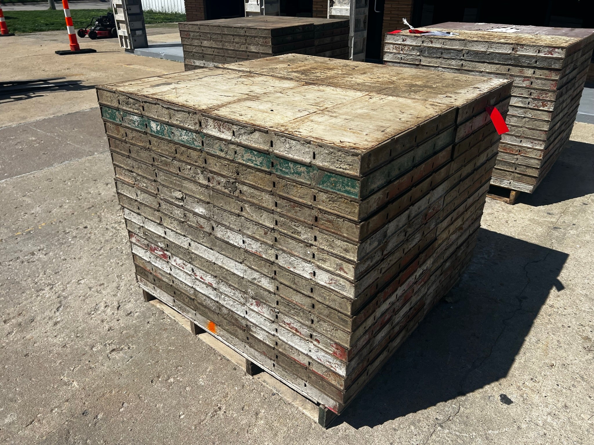 Symons Steel-Ply Concrete Forms – BIC Auctions